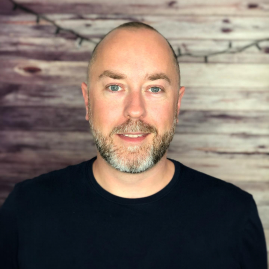 Darren Graham - Youth Services Jeunesse