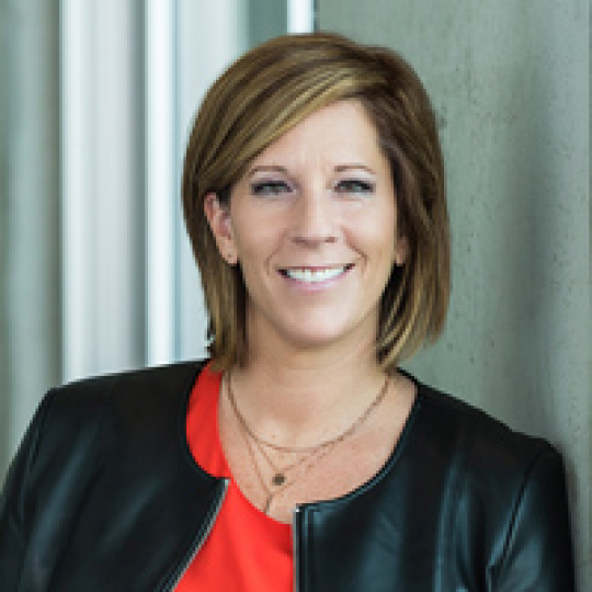 Isabelle Perreault - Past Chair - Youth Services Jeunesse