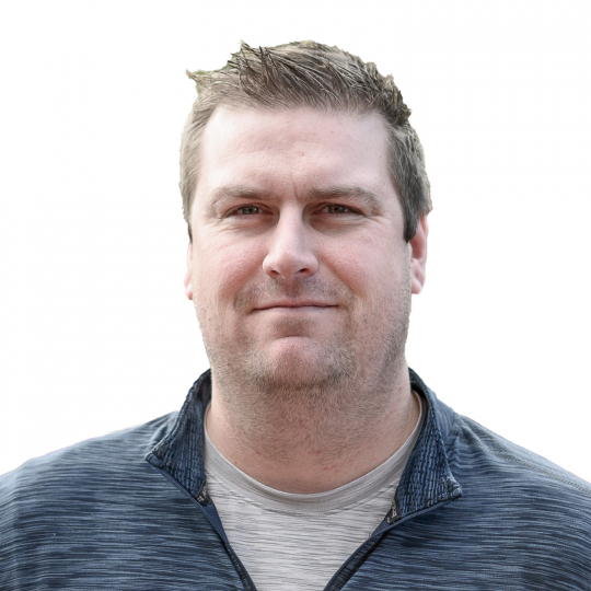 Ryan McKay - Youth Services Jeunesse